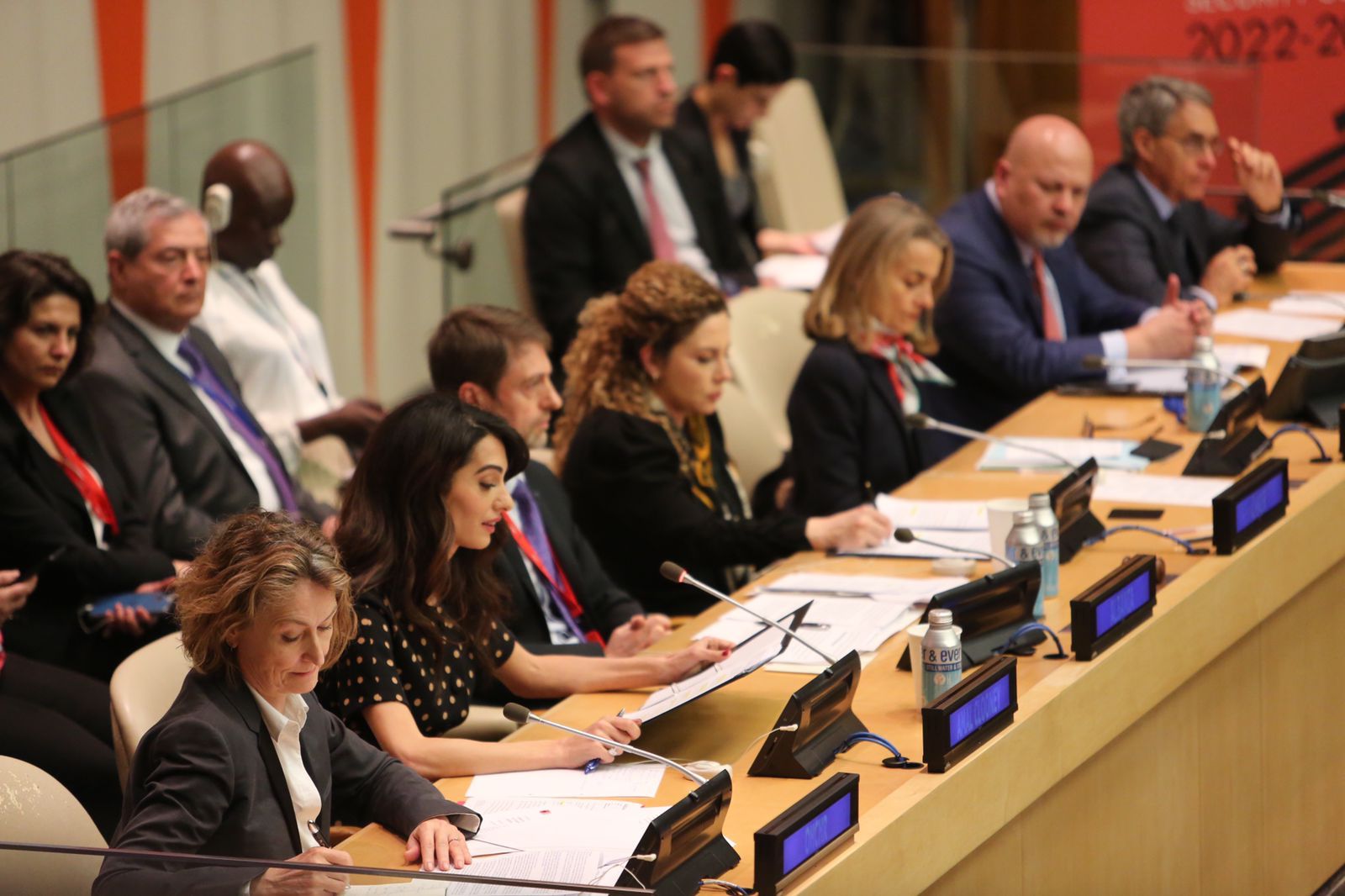 Xhaçka në KS: E gjithë bota duhet të dëgjojë për krimet në Ukrainë e të ...