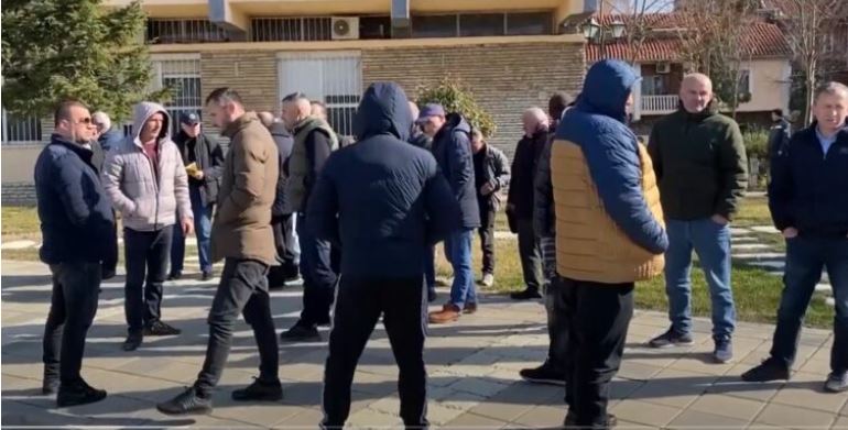 Banorët protestojnë për rrugën Kukës-Surroj: Balluku të mbajë premtimet